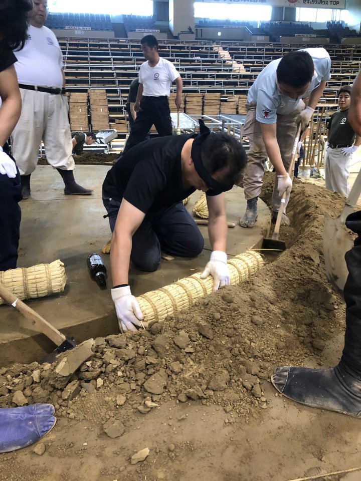How They Make Japanese Sumo Rings! – JapanSauce.Net